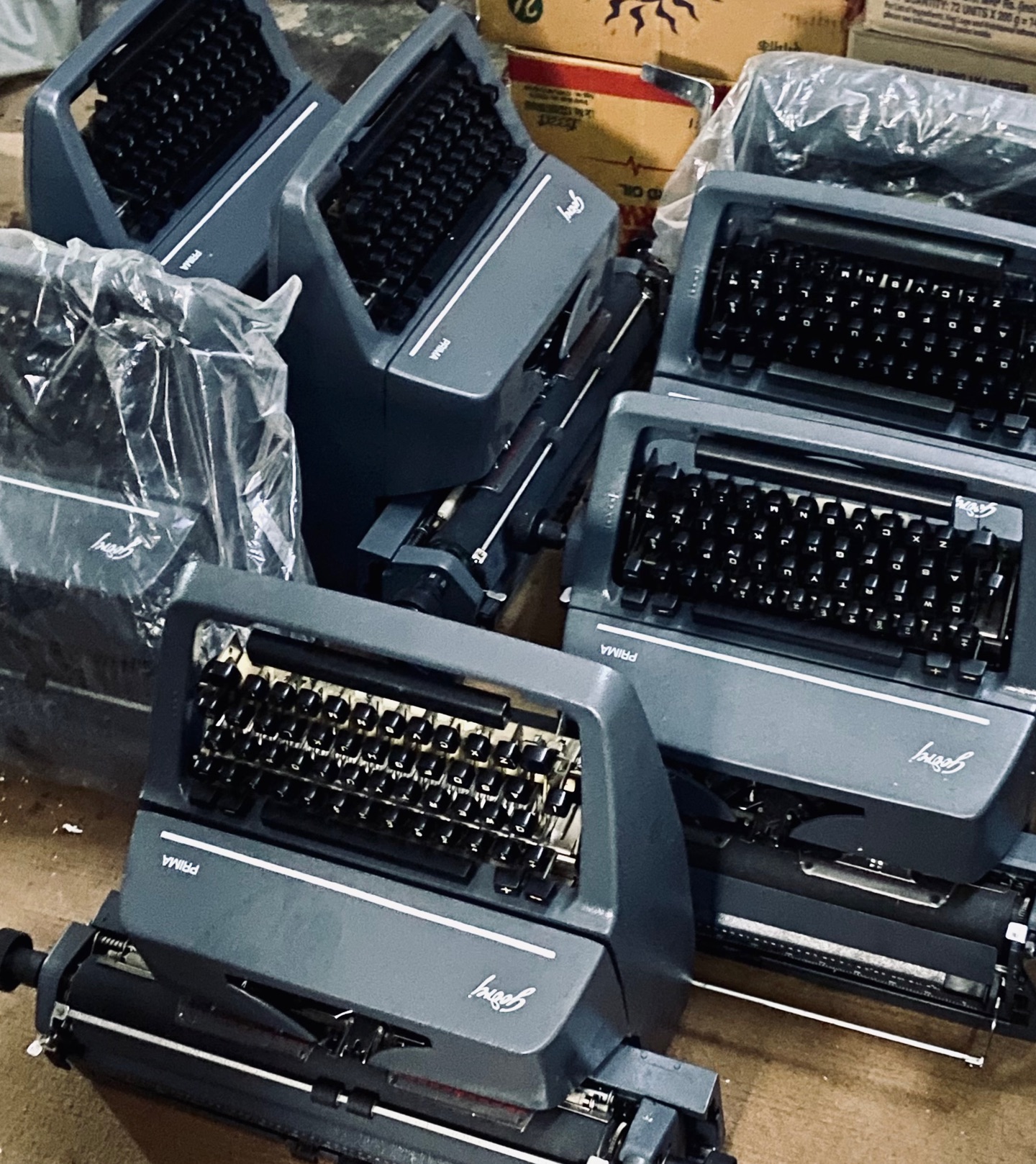 Typewriter & Typewriter Spare Parts Seller, Servicing Near me | RR ...